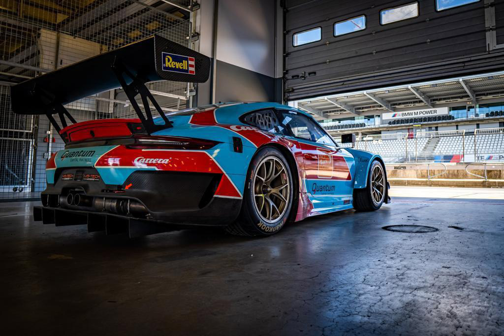 Lloyd set for a return to GT racing with Dubai 24-hour appearance ...
