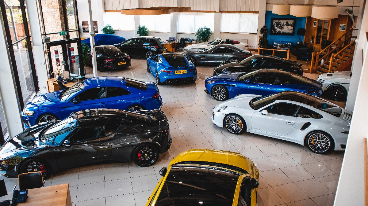 Daniel Lloyd welcomes Optimum Vehicles onboard as BTCC season resumes ...